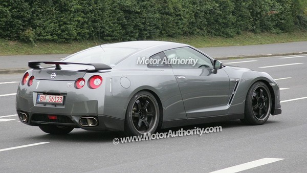 Spy shots: Nissan’s upcoming Spec-V GT-R