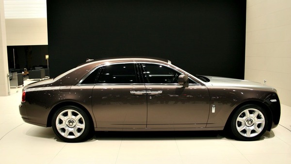2010 Rolls-Royce Ghost Preview