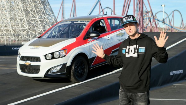 Rob Dyrdek Sets Reverse Car Jump Record In Chevy Sonic: Video