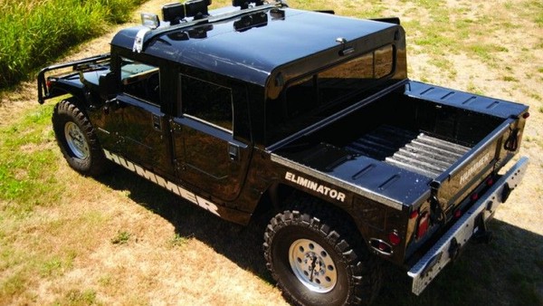 Tupac's 1996 Hummer H1 sells for $337,000