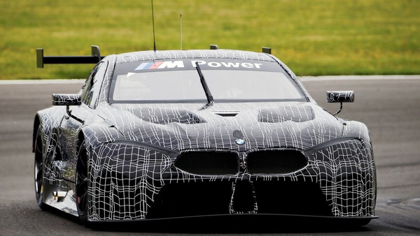 2018 BMW M8 race car first look