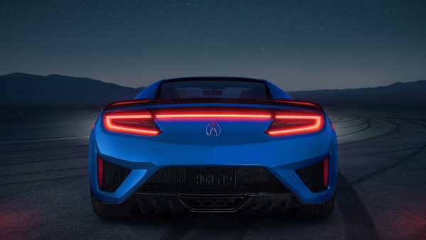 2021 Acura NSX arrives with Long Beach Blue heritage color