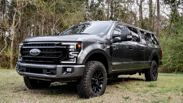 MegaRexx SVN turns Ford F-250 into a 9-passenger off-roader