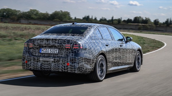 Redesigned BMW 5-Series to debut in May, start sales in October