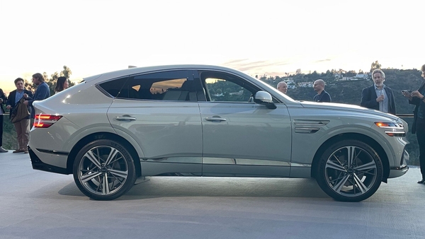 2025 Genesis GV80 adds coupe body style, revises interior