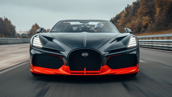 Bugatti Mistral hits 282 mph, sets world record for open-top cars