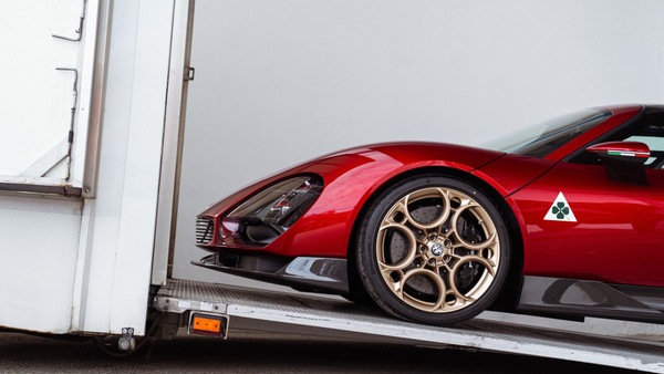 Alfa Romeo builds first customer example of modern 33 Stradale