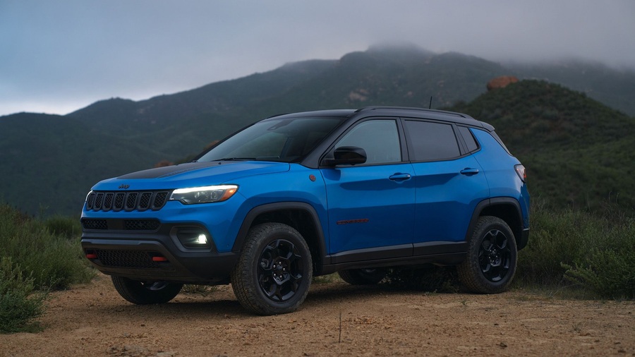Next-generation Jeep Compass debuts this spring