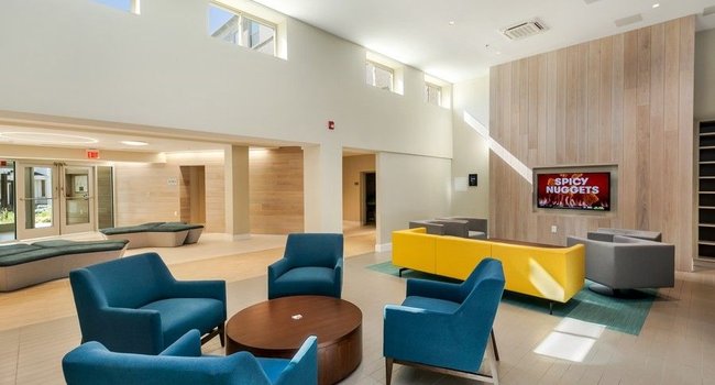 Carver Apartments Reviews - Washington, DC | 211 Elm Street NW ...