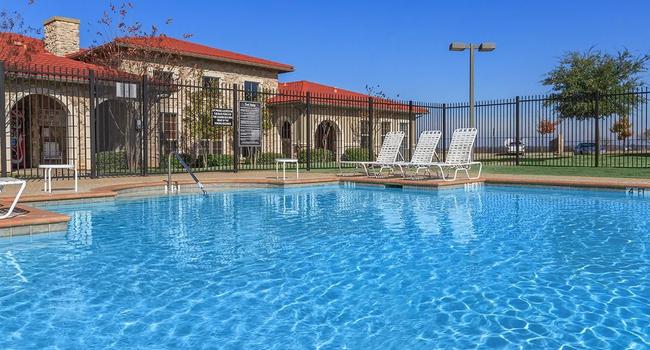 Cimarron Springs Apartments Reviews - Cleburne, TX | 1302 East ...
