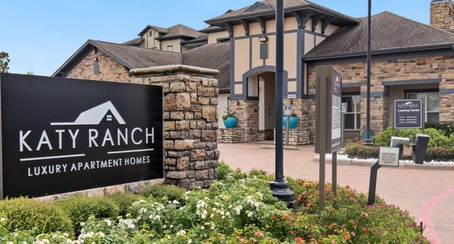Crossing at Katy Ranch Apartments Reviews - Katy, TX | 24949 Katy Ranch ...