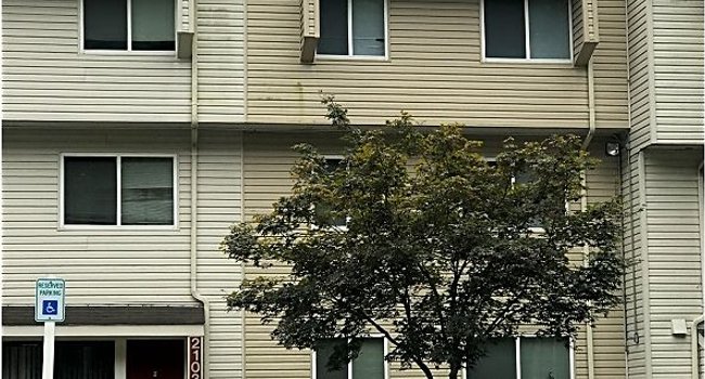 Snowdens Ridge Apartments Reviews - Silver Spring, MD | 2035 Harlequin ...