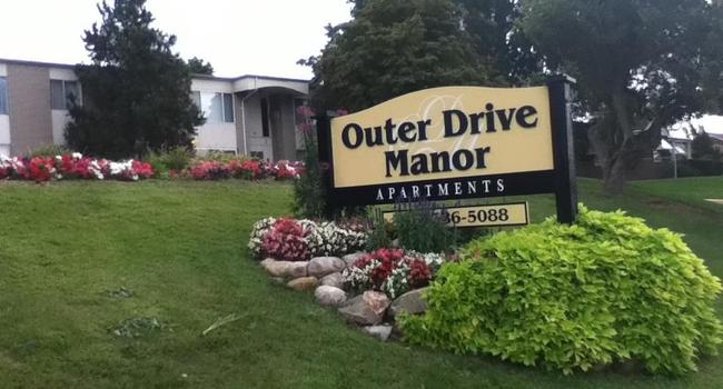 Outer Drive Manor Reviews - Melvindale, MI | 23935 West Outer Drive ...