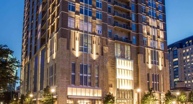 The Jordan Reviews - Dallas, TX | 2355 Thomas Avenue | 35 Apartment Reviews