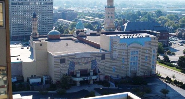 Riley Towers - 185 Reviews | Indianapolis, IN Apartments for Rent ...