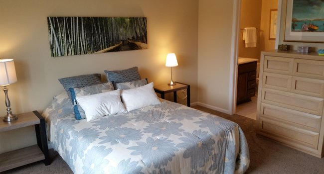 Parkside Estates Reviews - Glendale Heights, IL | 248 Robert Ct | 38 ...