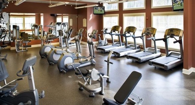 Avalon Blue Hills Reviews - Randolph, MA | 326 Canton Street | 34 ...