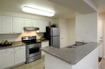 Archstone Redmond Lakeview Reviews - Redmond, WA | 4250 West Lake ...