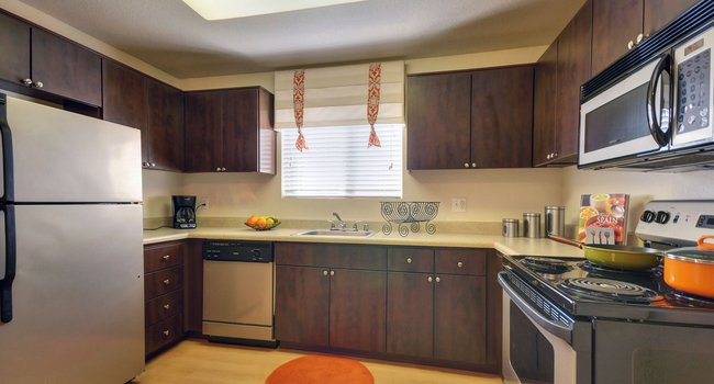 Spring Meadows Reviews - Antelope, CA | 4400 Antelope Road | 68 ...